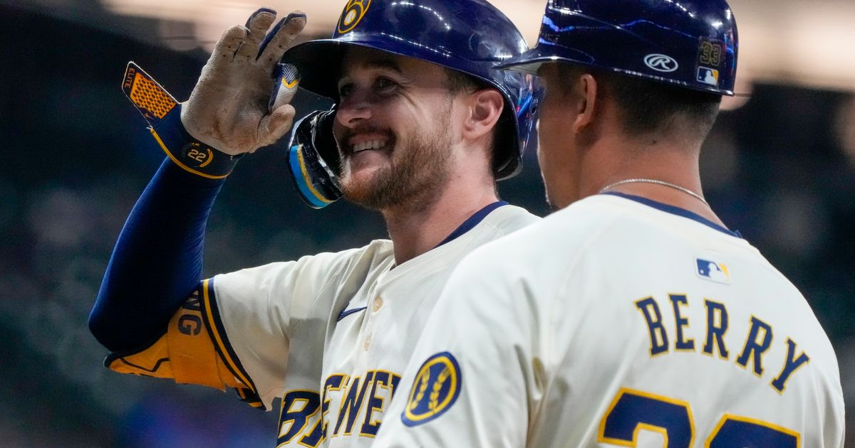 Brewers beat Phillies 6-2 in matchup of NL division leaders | The ...