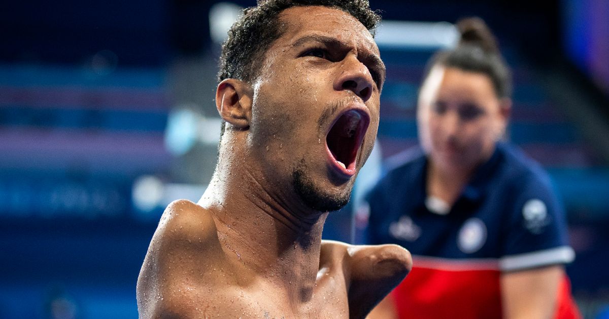 AP sports week in pictures: A photo gallery of game action ...