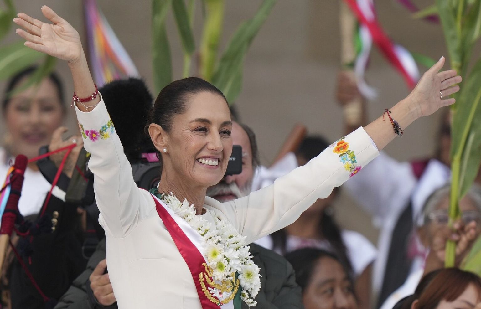 Claudia Sheinbaum sworn in as 1st female president of Mexico | The ...