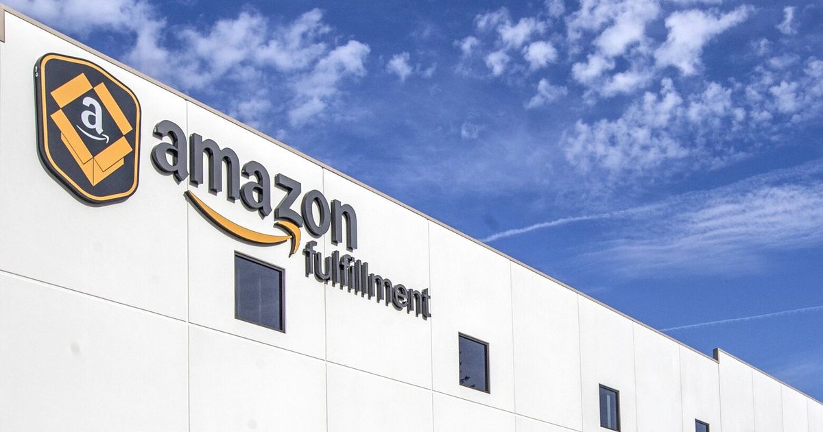 Amazon plans to hire 5,000 WA warehouse workers for holiday season ...