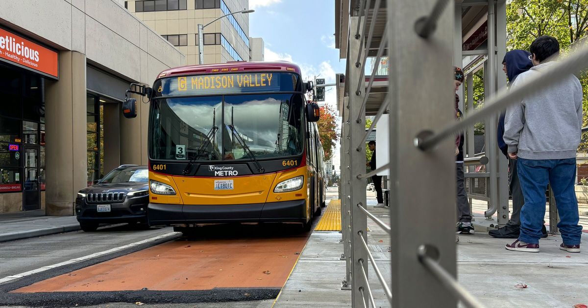 Platforms and shelters improperly built on new Capitol Hill RapidRide ...