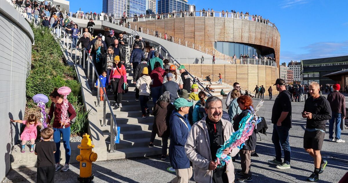Seattle’s new Overlook Walk makes for a seamless downtown adventure ...