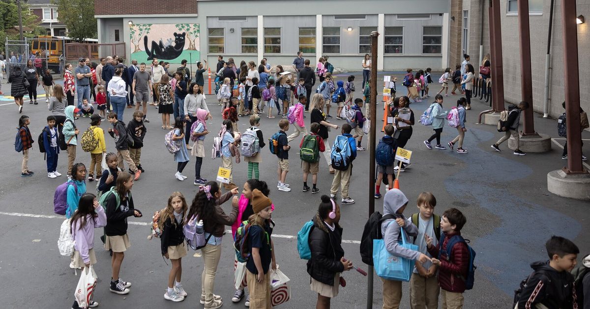 The ‘weird environment’ hanging over the campaign to fix WA schools ...