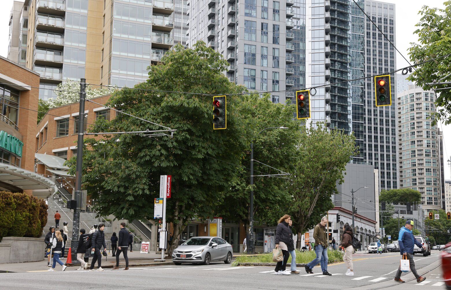 Economy at a Glance | The Seattle Times