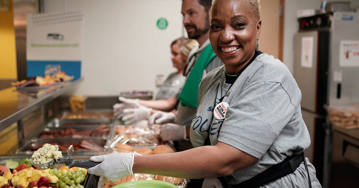 How drop-in services provide essential support | The Seattle Times