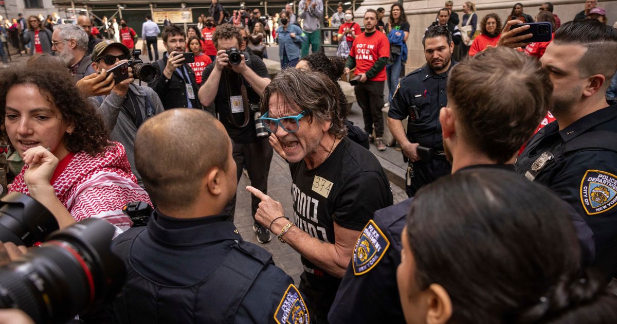 Dozens of pro-Palestinian protesters arrested outside New York Stock ...