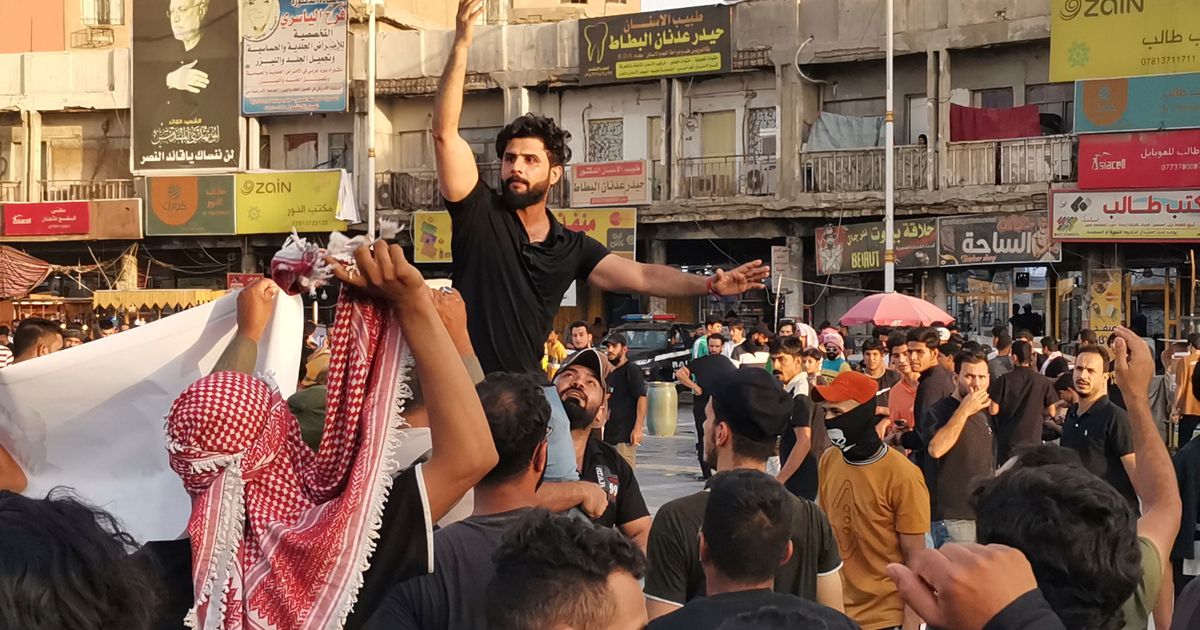 Clashes break out at protests over arrested activists in southern Iraq ...