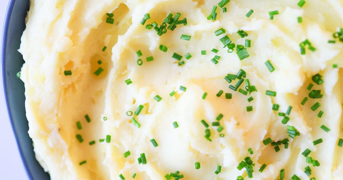 These Thanksgiving-perfect mashed potatoes are infinitely customizable ...
