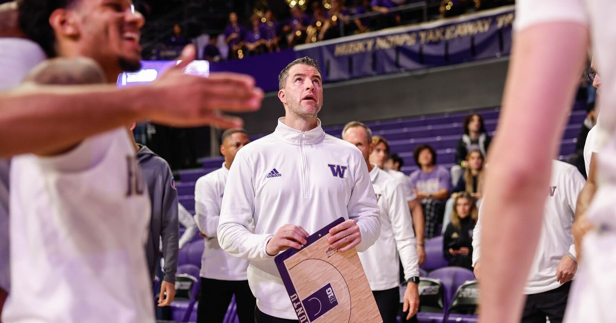 Danny Sprinkle embraces challenge of building UW men’s program at ...