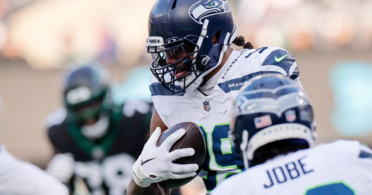 Biggest reason Seahawks are atop NFC West? Just look at big Leonard ...