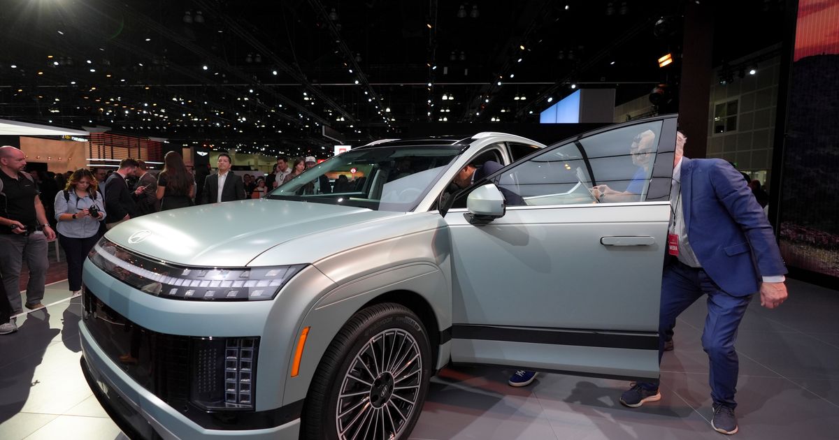 Despite slowing sales, automakers are expanding electric vehicle models ...