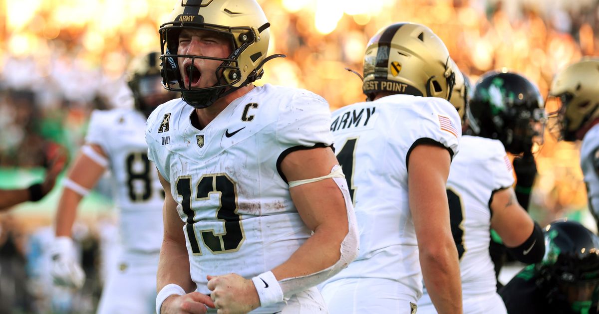 No. 18 Army extends nation’s longest winning streak to 13 with 14-3 win ...