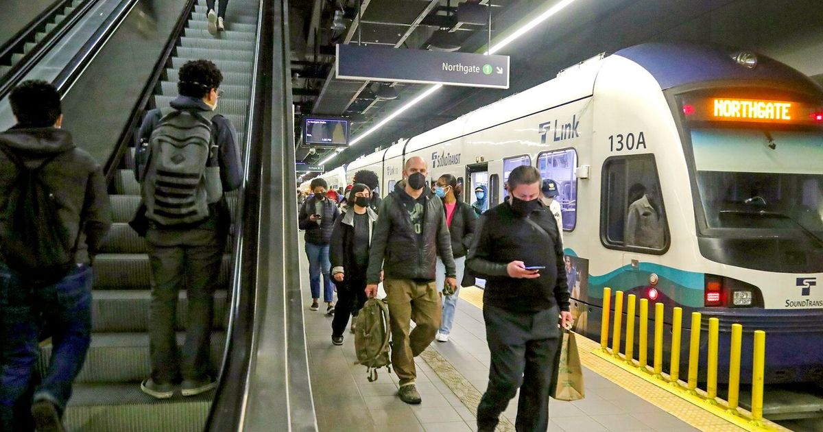 Light rail problems compound to delay repair of UW Station power line | The Seattle Times