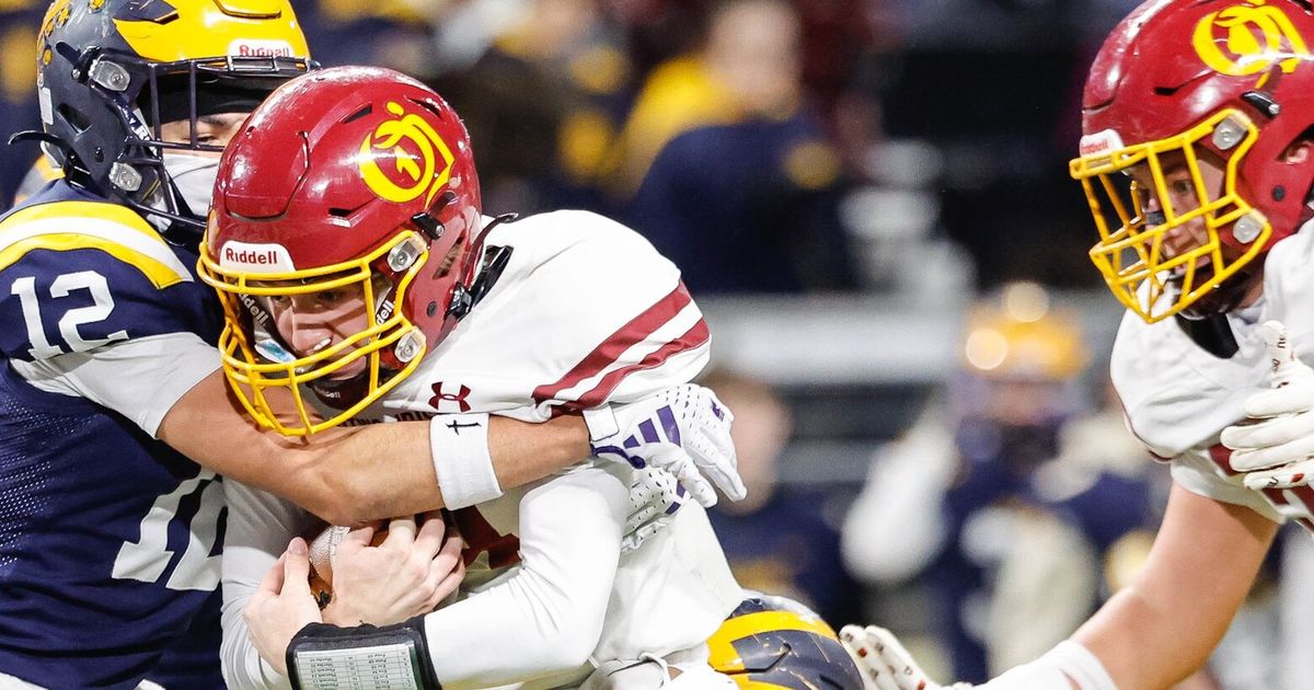 No. 2 O’Dea knocks off No. 1 Bellevue, wins 3A state football title ...