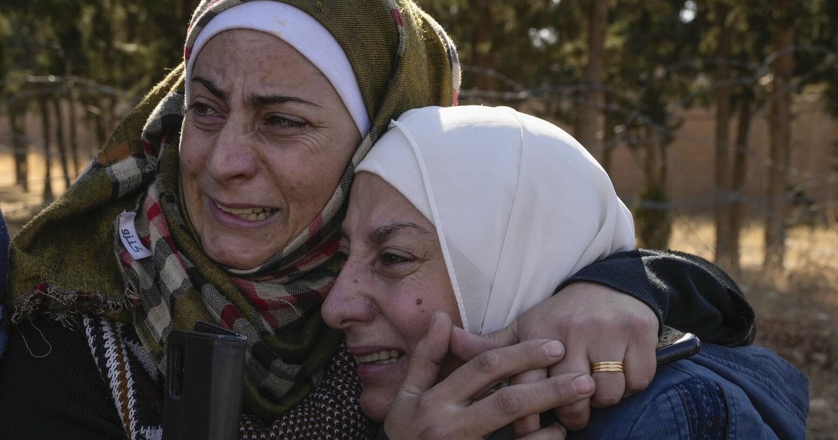 Syrian rebels free prisoners from Assad’s notorious dungeons who ...