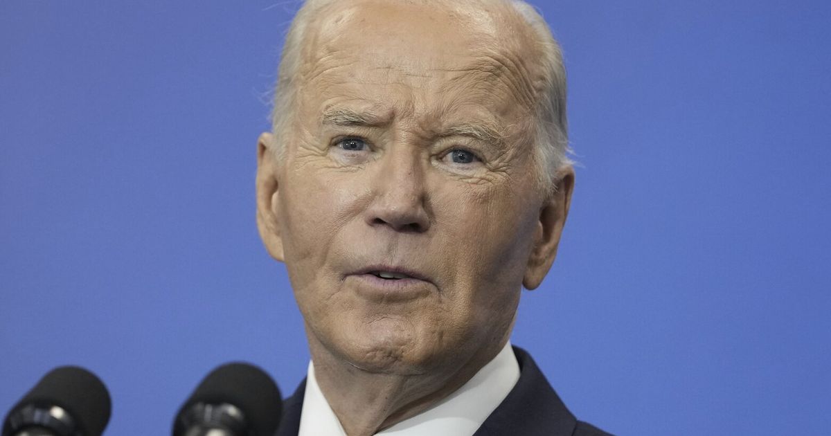 Biden says he was ‘stupid’ not to put his name on pandemic relief ...