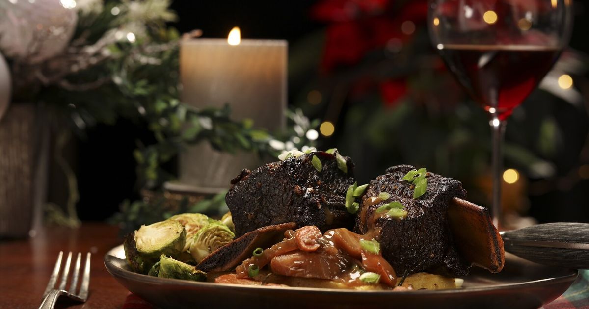 Seattle-area restaurants open for Christmas Eve and Christmas Day in ...