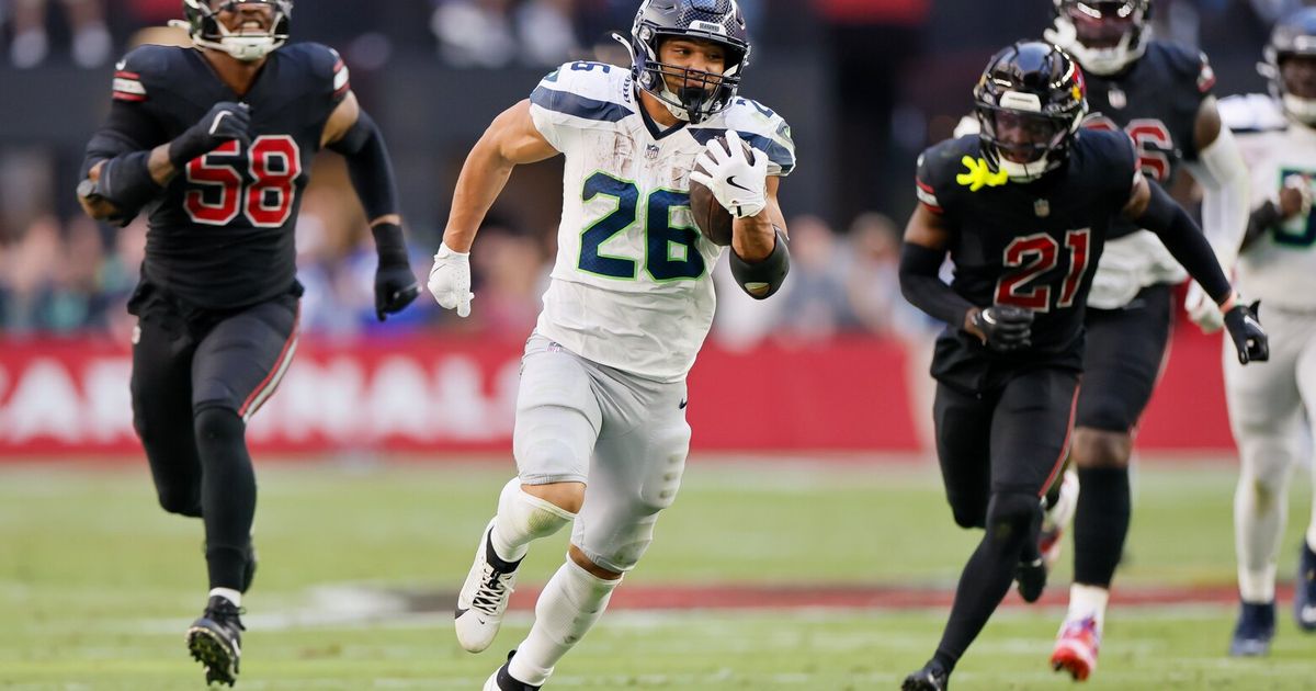 What to watch for when Seahawks play Packers, plus Bob Condotta’s ...