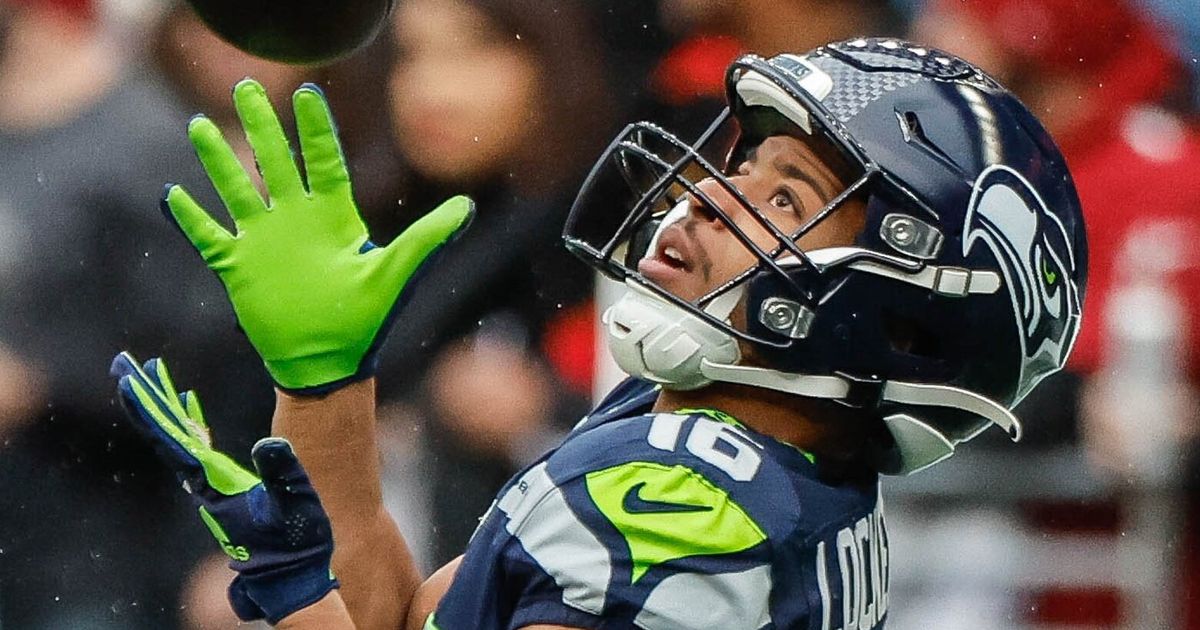 Seahawks WR Tyler Lockett keeps focus on present despite unclear future ...