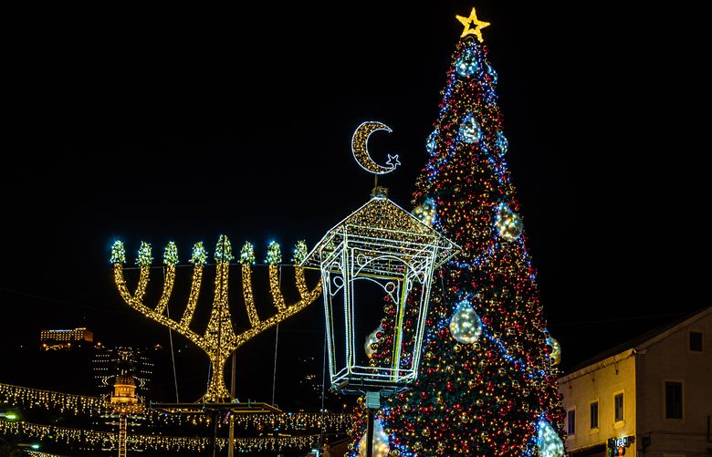 Hanaka Christmas Lights Hanaka Hi Res Stock Photography And Images
