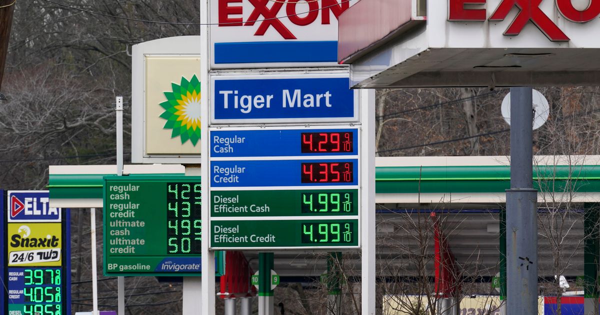 New Jersey’s gas tax climbing by nearly 3 cents starting New Year’s Day ...