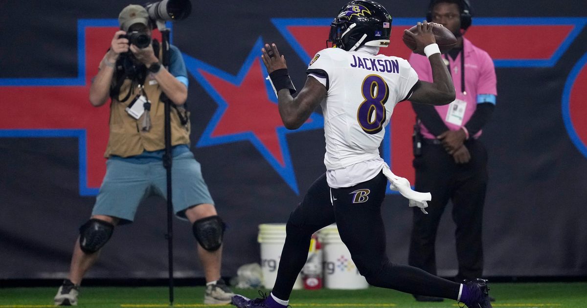 Lamar Jackson breaks NFL QB rushing record, accounts for 3 TDs in ...