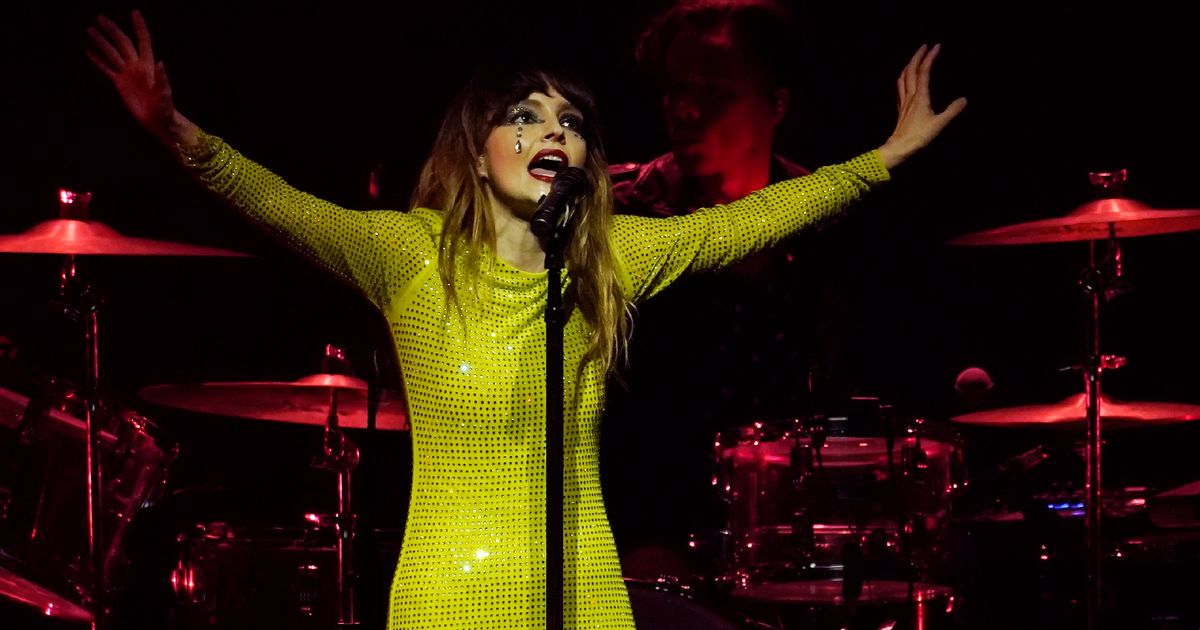 Lauren Mayberry steps out of the band Chvrches for a solo album that ...