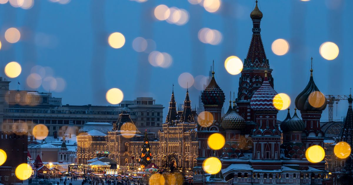 AP PHOTOS: Holiday lights illuminate the world | The Seattle Times