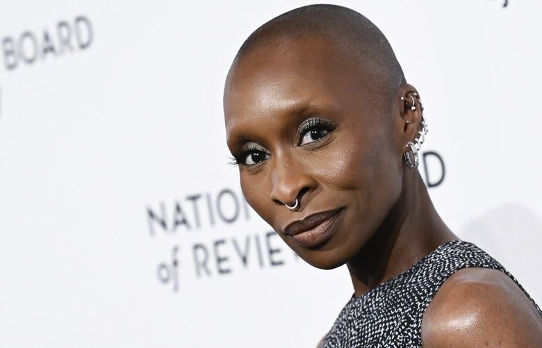 ‘Mad Men’ star Jon Hamm honored as Harvard’s Hasty Pudding Man of the ...