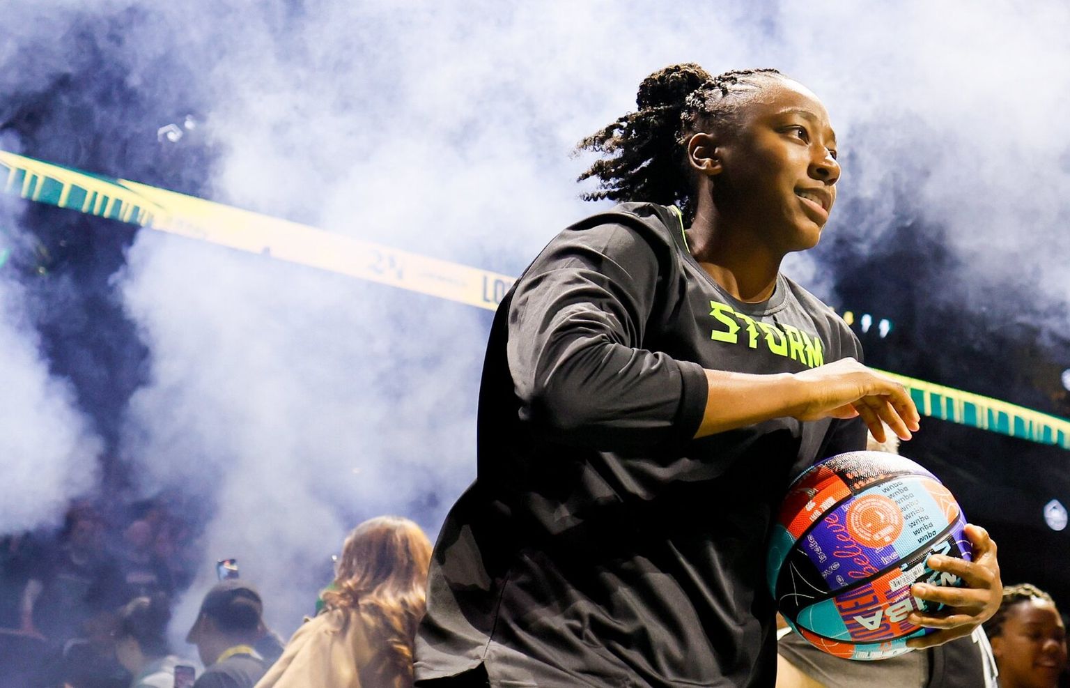 Storm bringing back Nneka Ogwumike for another year | The Seattle Times