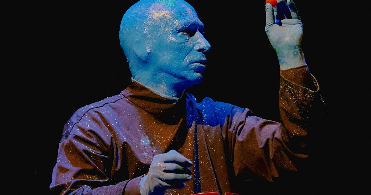 82,150 gallons of paint later, a Blue Man Group farewell | The Seattle ...