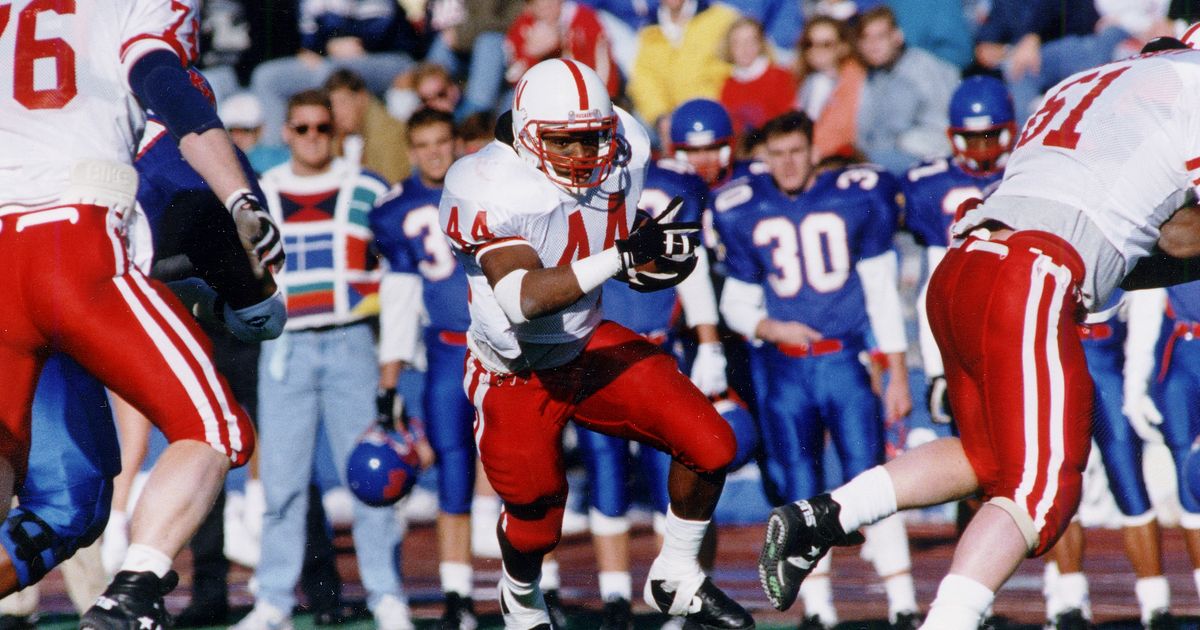 Calvin Jones, a star Nebraska RB who won a Super Bowl with Green Bay ...