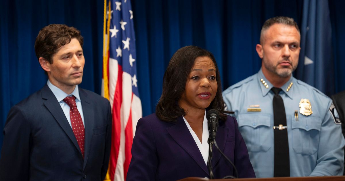 Minneapolis agrees to overhaul police training and force policies after ...