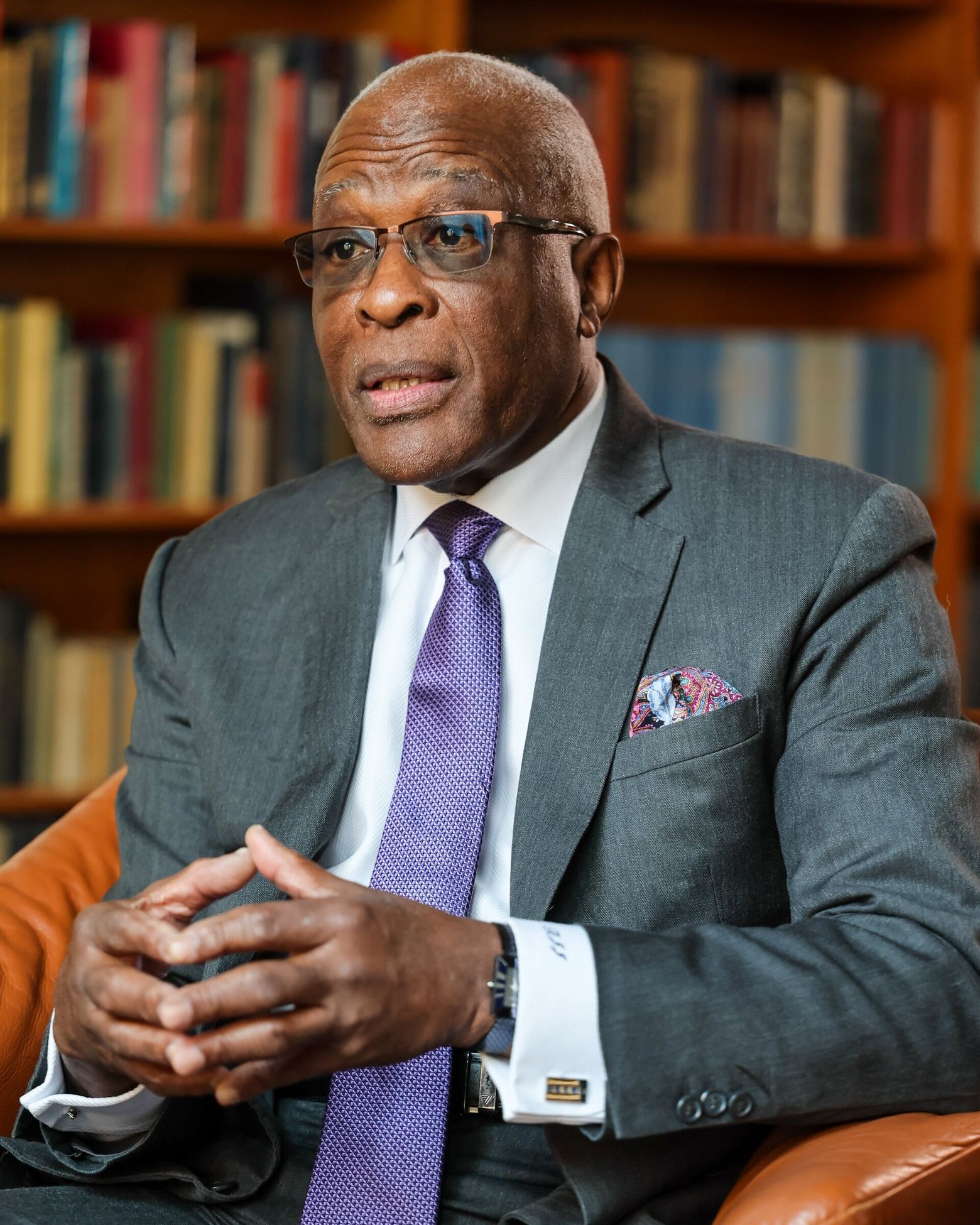 University of Washington braces for Trump budget cuts, starts hiring ...