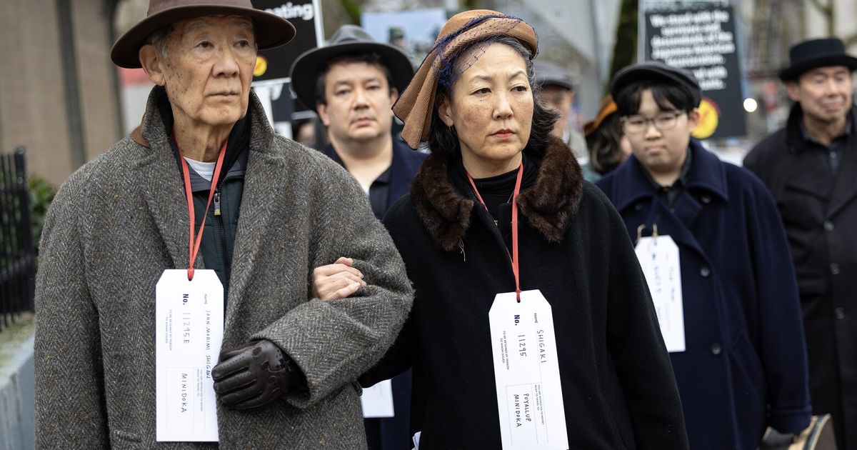 Japanese Americans protest Trump immigration policy in Seattle | The ...
