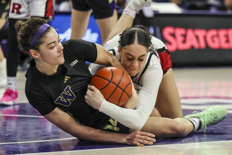 Washington Husky women rode this friendship into the NCAA tournament ...