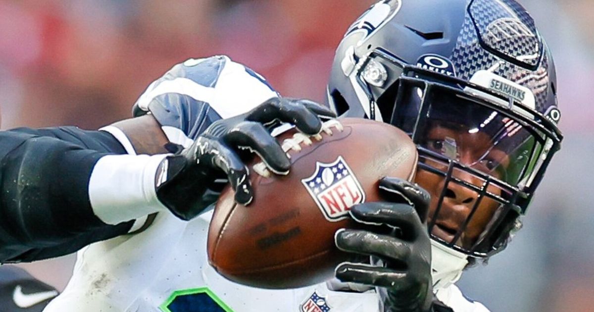 Why Seahawks can’t afford to lose linebacker and leader Ernest Jones IV ...