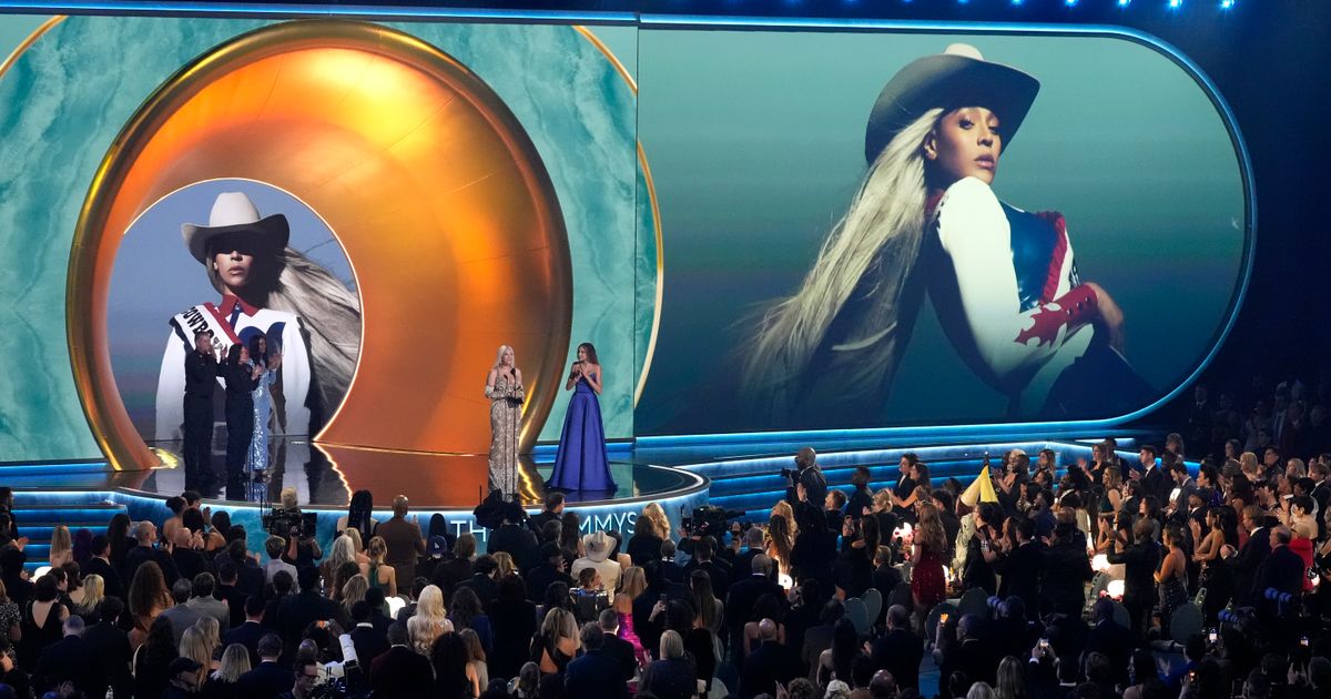 PHOTO COLLECTION: 67th Annual Grammy Awards Show | The Seattle Times