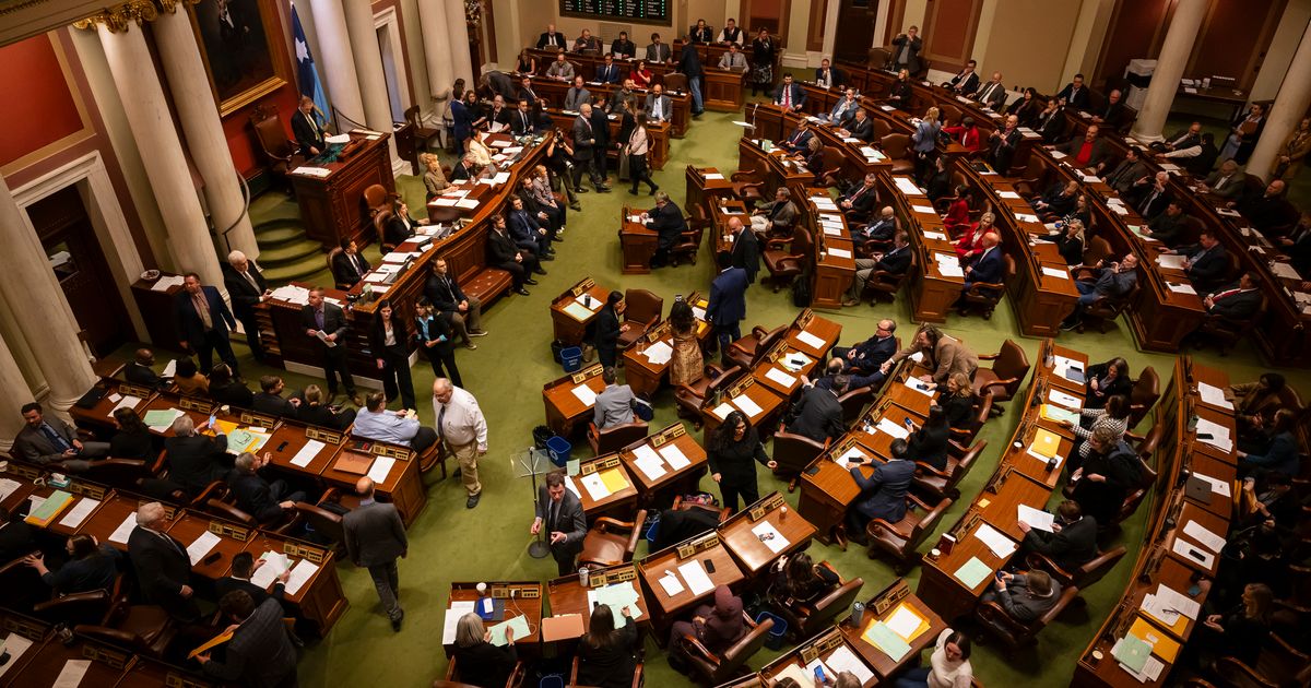 Democrats end boycott of Minnesota House after agreeing to power ...