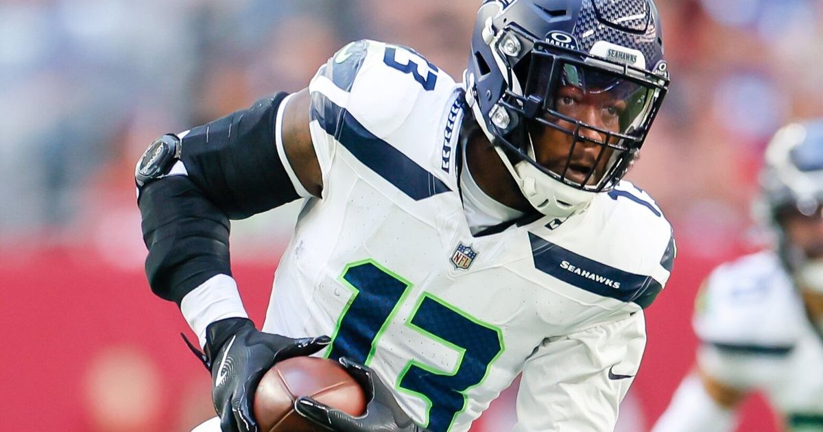 Ernest Jones IV had offseason knee surgery, potentially delaying ...