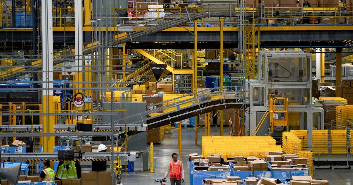 Amazon, FTC debate central questions in antitrust case | The Seattle Times