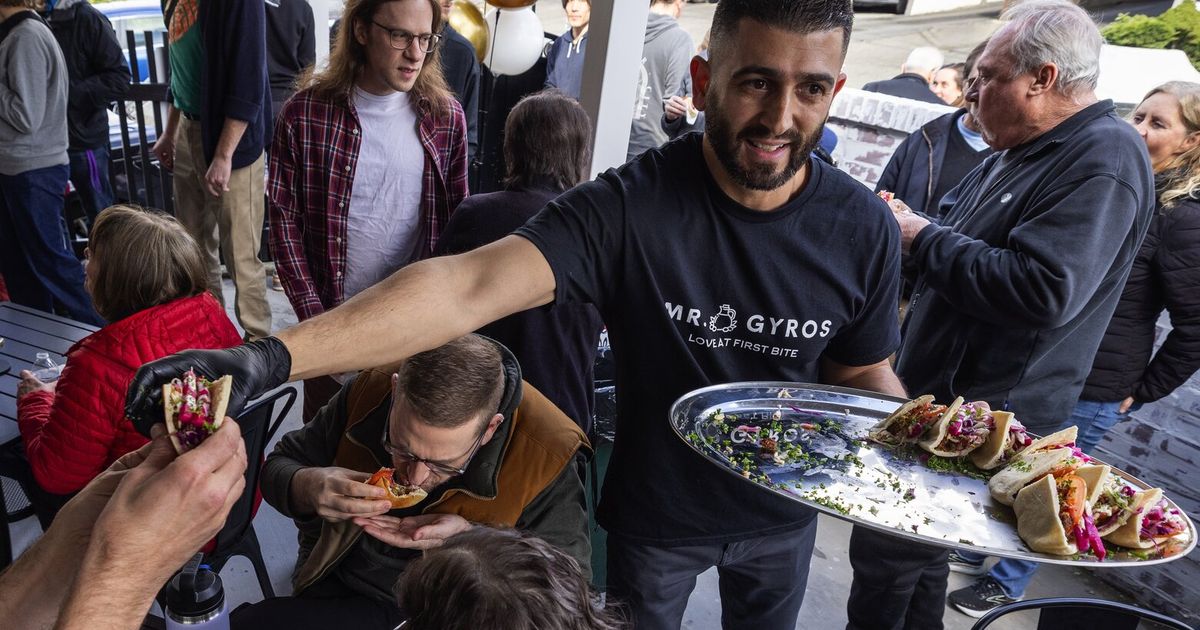 9 years after explosion, gyro shop in Seattle’s Greenwood reopens doors ...
