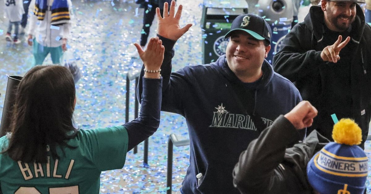 Photos: Seattle Mariners Opening Day | The Seattle Times