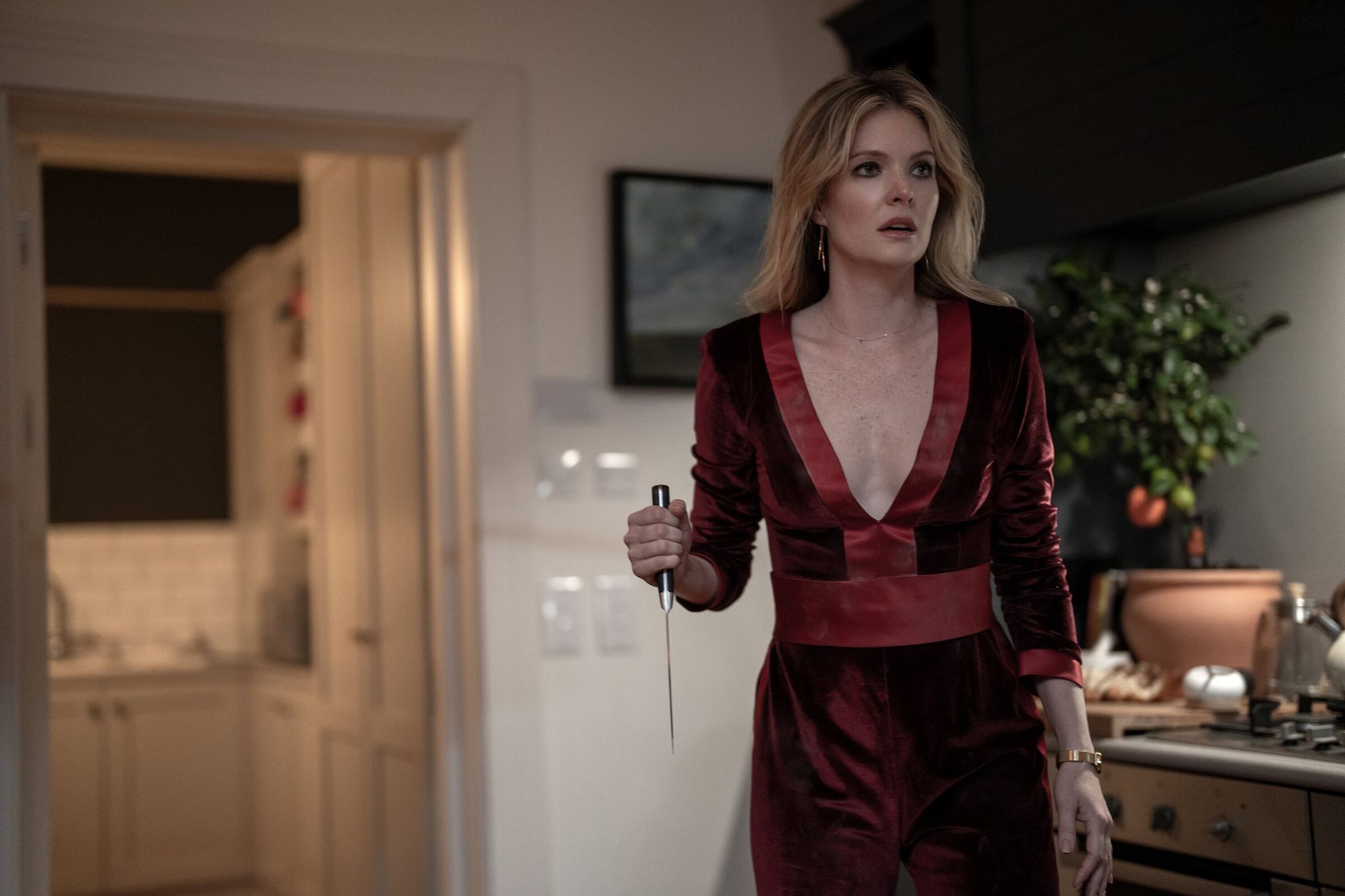 Drop Review – A Suspenseful Dinner Date Gone Wrong - ReviewJunkies