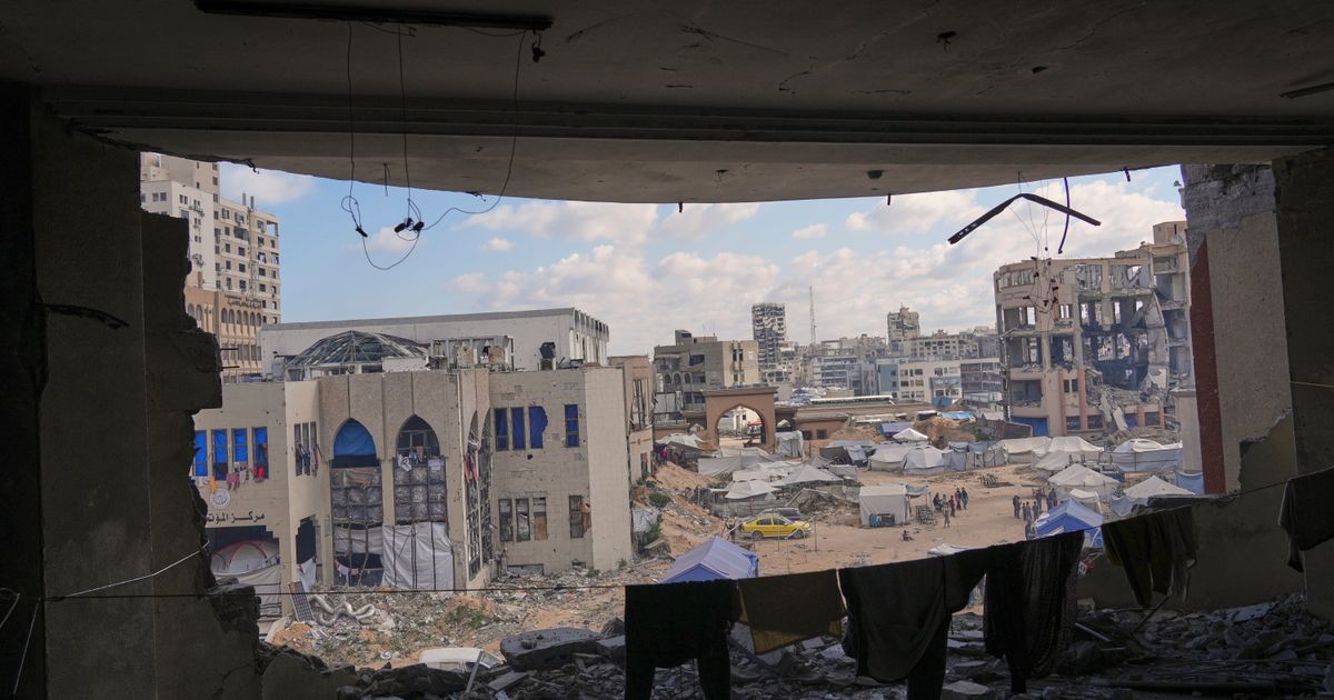 AP PHOTOS: A bombed-out Gaza university becomes a shelter for displaced ...