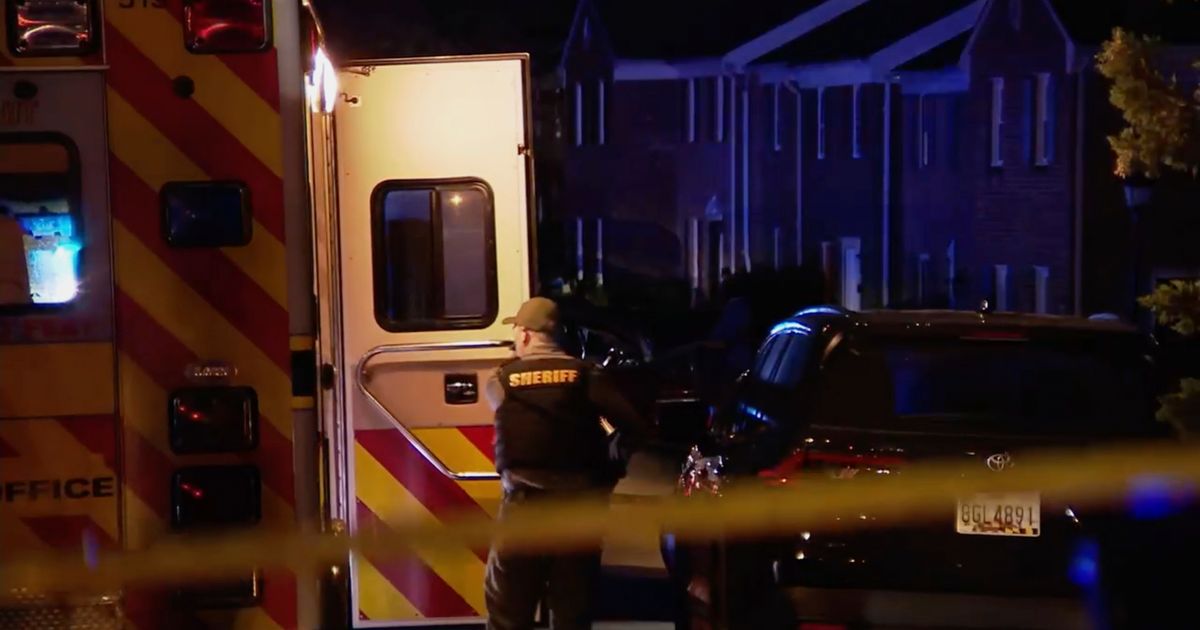 3 dead and 3 wounded in mass shooting in Virginia in which at least 1 ...