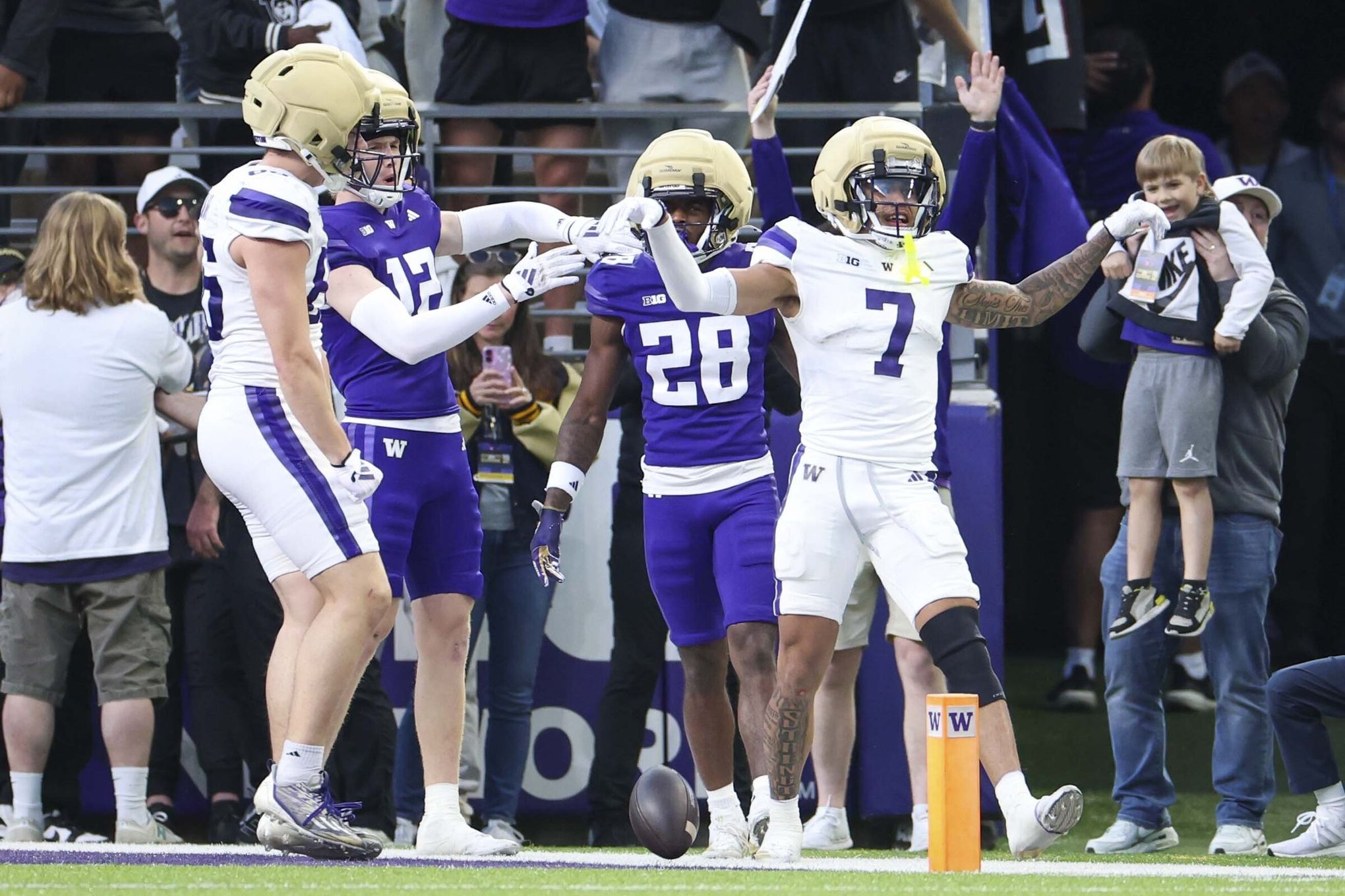 How good does UW need Demond Williams Jr. to be to contend in Big Ten ...