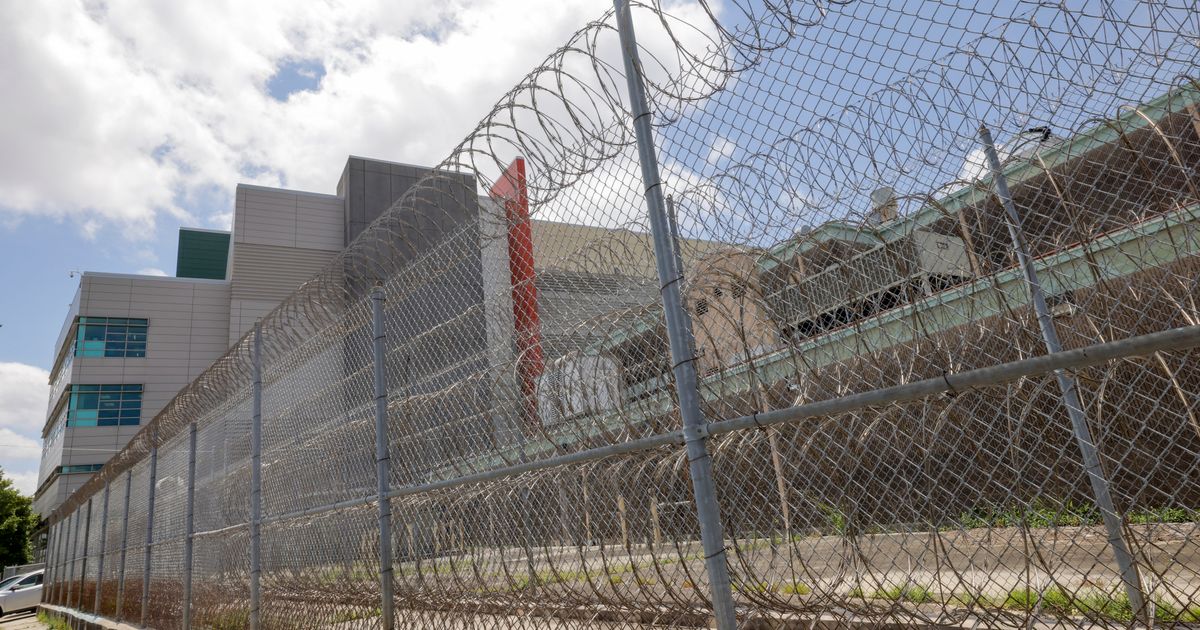 New Orleans jail, site of a brazen inmate escape, faces flooding and ...