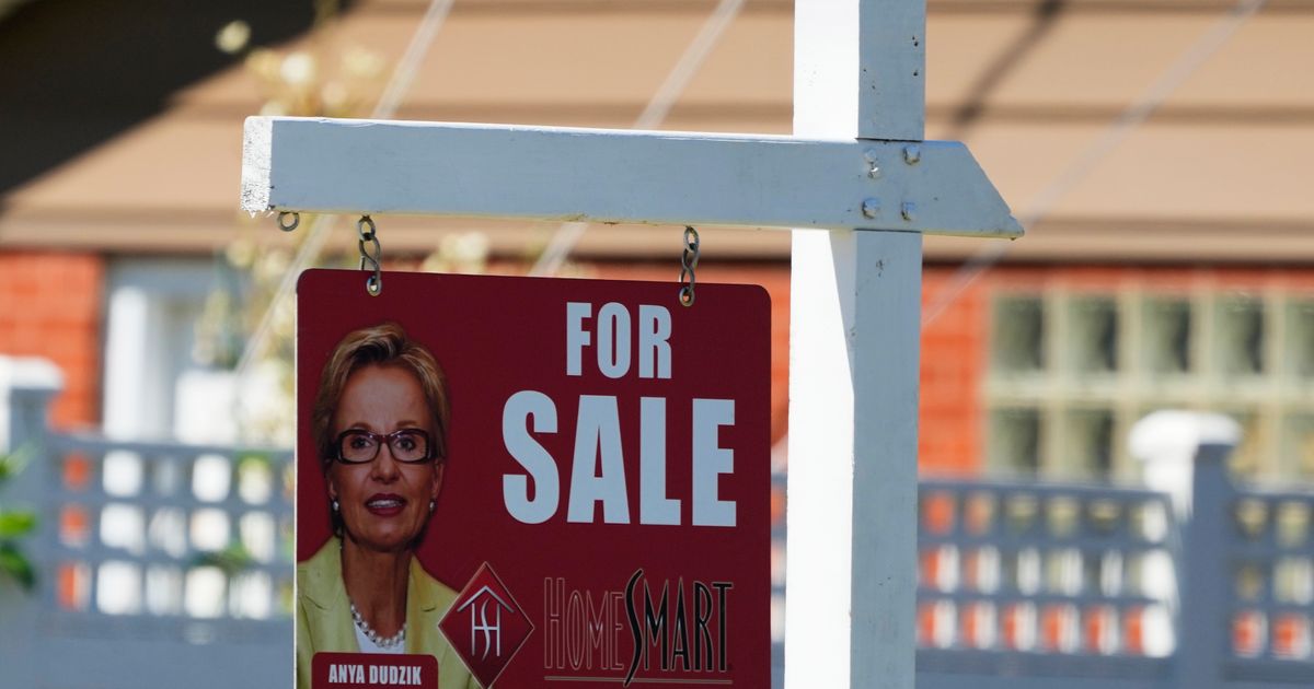 Average long-term US mortgage rate drops to 6.77%, the lowest level ...