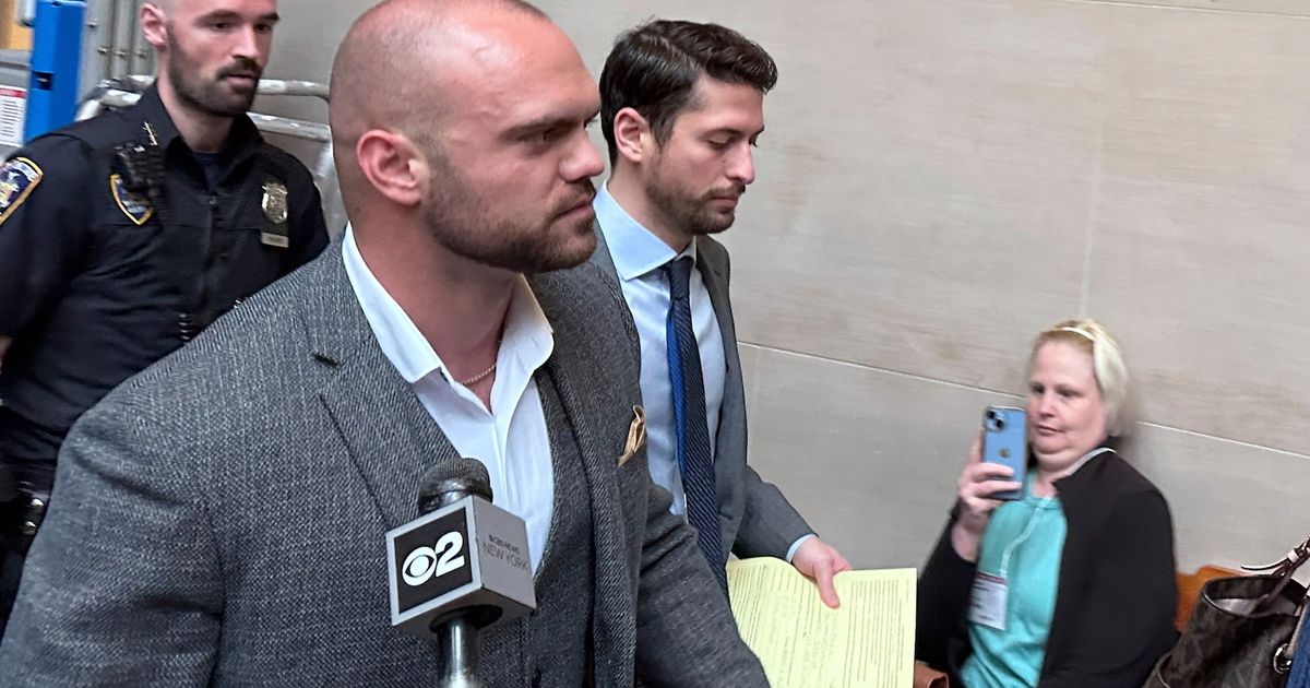 Former New York state trooper pleads guilty to faking his own shooting ...